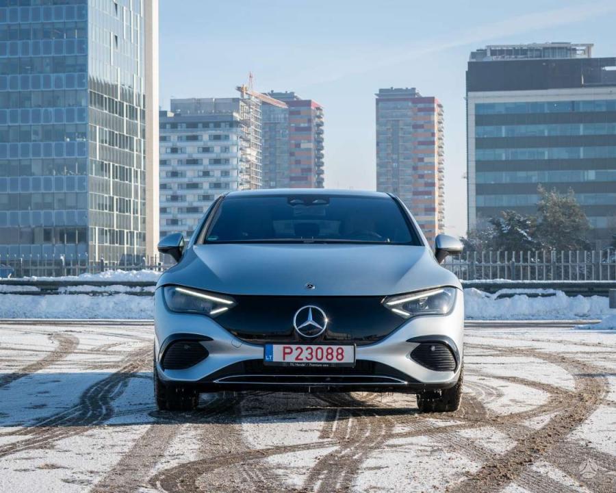 Pelēks Mercedes-Benz EQE 2022 Viļņa, ar dzinēja tilpumu 0.00 L un nobraukumu 77 tūkst. km par 43900 €, foto 3 vietnē AUTOMOTO.COM.LV