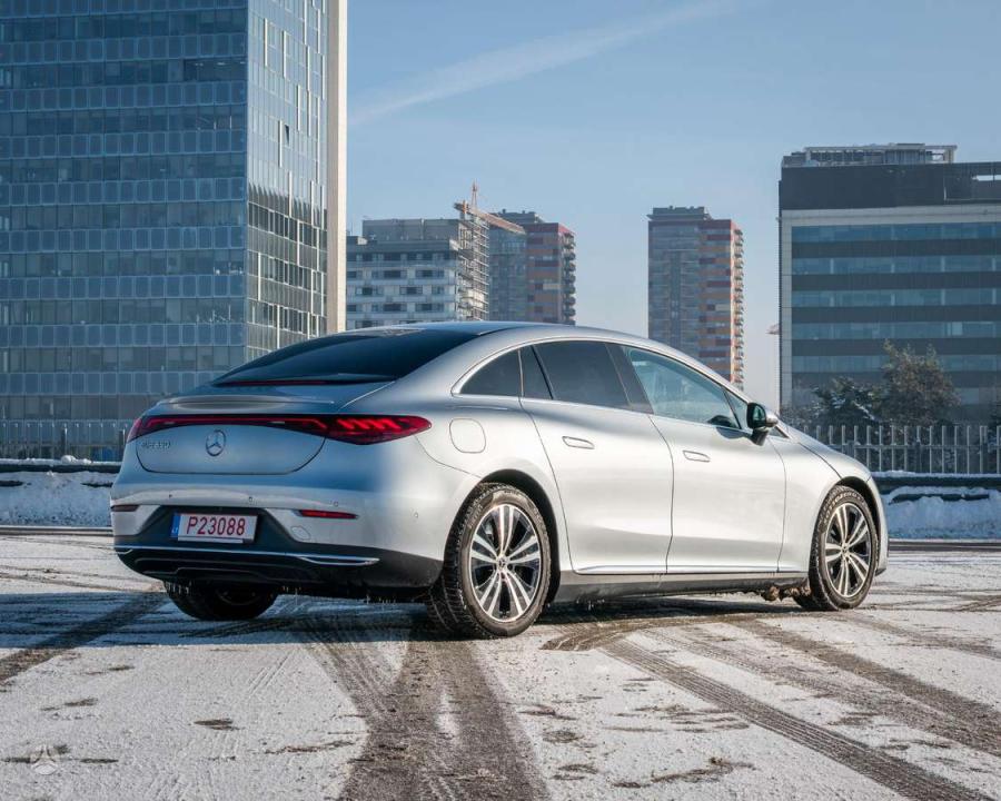 Pelēks Mercedes-Benz EQE 2022 Viļņa, ar dzinēja tilpumu 0.00 L un nobraukumu 77 tūkst. km par 43900 €, foto 8 vietnē AUTOMOTO.COM.LV