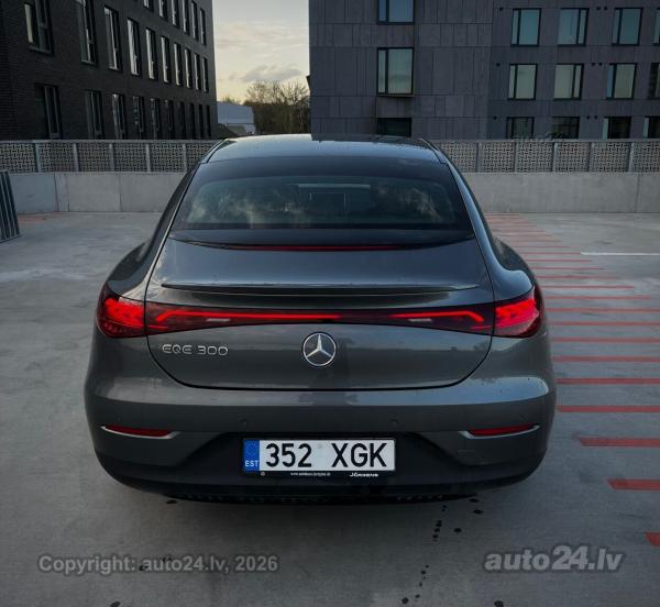 Pelēks Mercedes-Benz EQE 2023 Tartu, ar dzinēja tilpumu 0.00 L un nobraukumu 46 tūkst. km par 39999 €, foto 7 vietnē AUTOMOTO.COM.LV