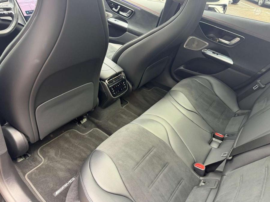 Pelēks Mercedes-Benz EQE 2023 Viļņa, ar dzinēja tilpumu 0.00 L un nobraukumu 44 tūkst. km par 49999 €, foto 14 vietnē AUTOMOTO.COM.LV