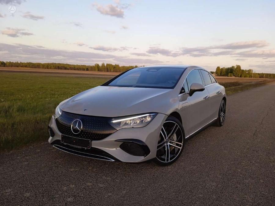 Grey Mercedes-Benz EQE 2024 in Kaunas, with an engine capacity of 0.00 L and mileage of 5 thousand km for 39999 €, photo 2 on AUTOMOTO.COM.LV