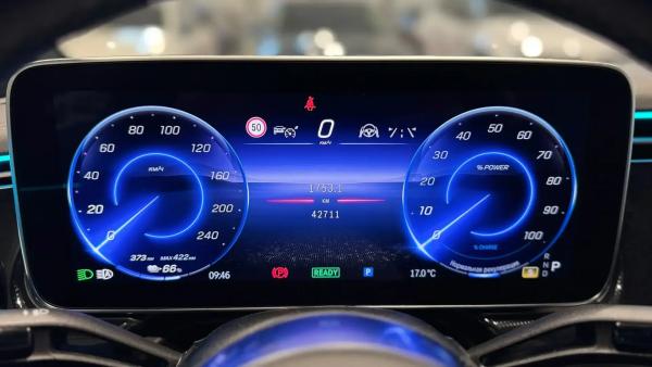 Серый Мерседес EQE 2024 в Марупе, объемом двигателя 0.00 л и пробегом 43 тыс. км за 45990 €, фото 9 на AUTOMOTO.COM.LV