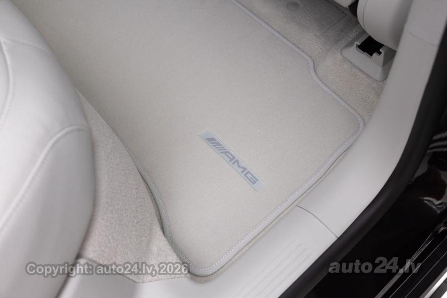 Melns Mercedes-Benz EQE SUV 2023 Tallina, ar dzinēja tilpumu 0.00 L un nobraukumu 25 tūkst. km par 69900 €, foto 14 vietnē AUTOMOTO.COM.LV