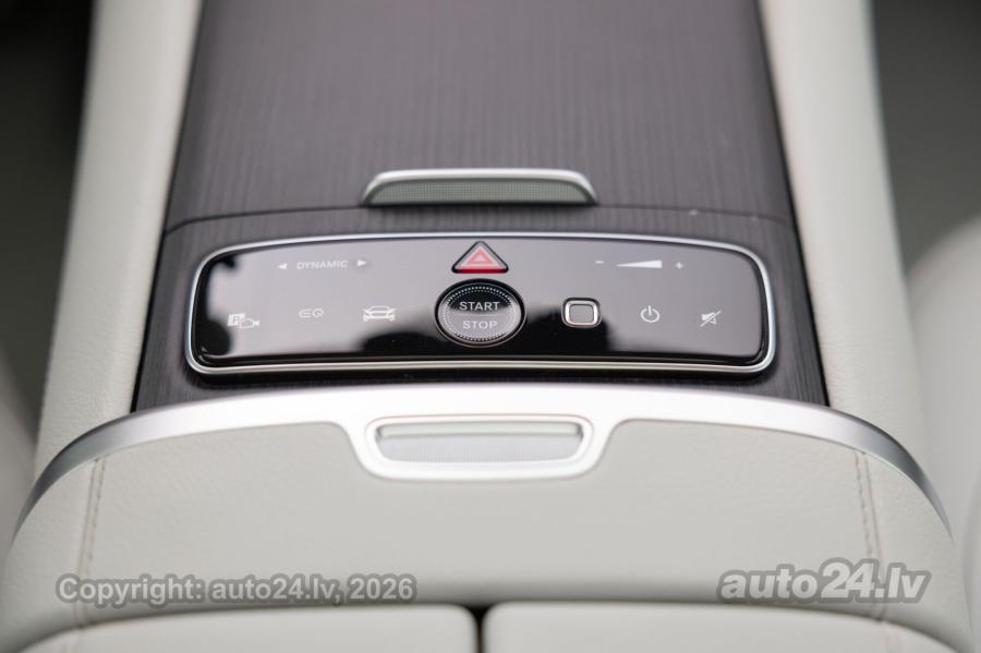 Melns Mercedes-Benz EQE SUV 2023 Tallina, ar dzinēja tilpumu 0.00 L un nobraukumu 25 tūkst. km par 69900 €, foto 18 vietnē AUTOMOTO.COM.LV