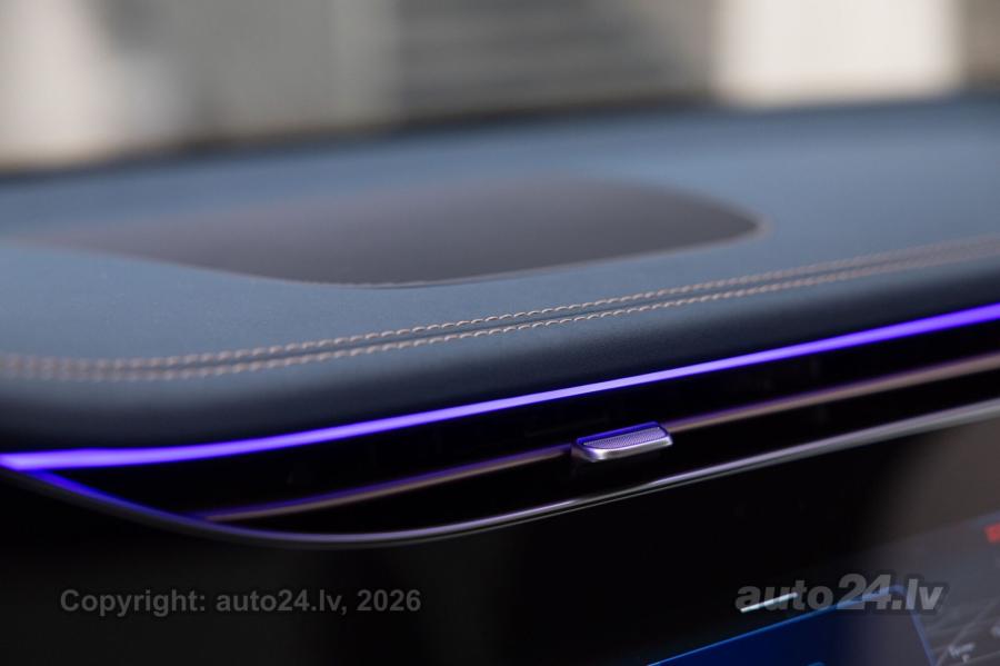 Melns Mercedes-Benz EQE SUV 2023 Tallina, ar dzinēja tilpumu 0.00 L un nobraukumu 25 tūkst. km par 69900 €, foto 23 vietnē AUTOMOTO.COM.LV