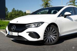 Balts Mercedes-Benz EQE 2022 Viļņa, ar dzinēja tilpumu 0.00 L un nobraukumu 99 tūkst. km par 34990 €, foto 3 vietnē AUTOMOTO.COM.LV