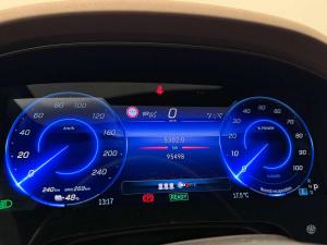 Белый Мерседес EQE 2023 в Паневежис, объемом двигателя 0.00 л и пробегом 95 тыс. км за 62990 €, фото 29 на AUTOMOTO.COM.LV