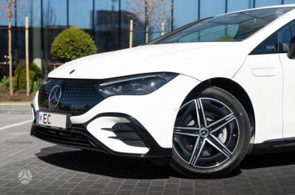 White Mercedes-Benz EQE 2024 in Vilnius, with an engine capacity of 0.00 L and mileage of 30 thousand km for 49990 €, photo 2 on AUTOMOTO.COM.LV