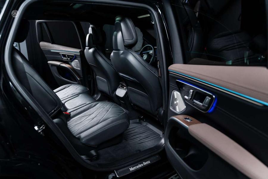 Black Mercedes-Benz EQS 2023 in Vilnius, with an engine capacity of 0.00 L and mileage of 50 thousand km for 68500 €, photo 33 on AUTOMOTO.COM.LV