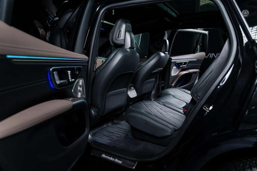 Black Mercedes-Benz EQS 2023 in Vilnius, with an engine capacity of 0.00 L and mileage of 50 thousand km for 68500 €, photo 34 on AUTOMOTO.COM.LV
