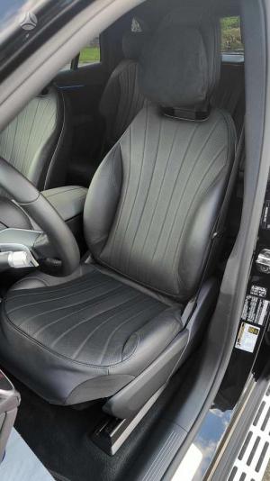 Melns Mercedes-Benz EQS 2023 Šauļi, ar dzinēja tilpumu 0.00 L un nobraukumu 59 tūkst. km par 55660 €, foto 12 vietnē AUTOMOTO.COM.LV