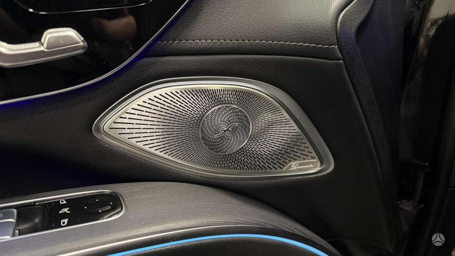 Black Mercedes-Benz EQS 2024 in Vilnius, with an engine capacity of 0.00 L and mileage of 35 thousand km for 84989 €, photo 28 on AUTOMOTO.COM.LV