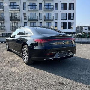 Black Mercedes-Benz EQS 2022 in Vilnius, with an engine capacity of 0.00 L and mileage of 103 thousand km for 45990 €, photo 4 on AUTOMOTO.COM.LV