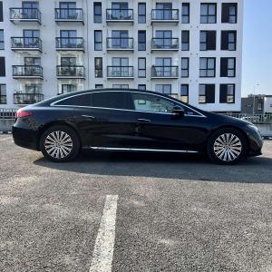 Black Mercedes-Benz EQS 2022 in Vilnius, with an engine capacity of 0.00 L and mileage of 103 thousand km for 45990 €, photo 6 on AUTOMOTO.COM.LV
