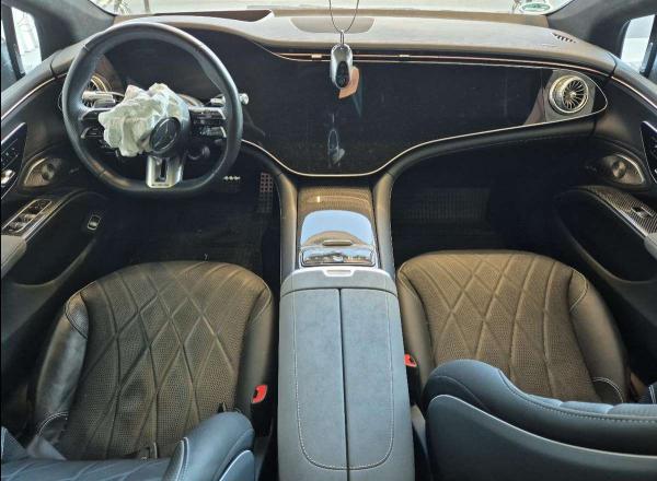 Melns Mercedes-Benz EQS 2024 Klaipėda, ar dzinēja tilpumu 0.00 L un nobraukumu 16 tūkst. km par 23300 €, foto 5 vietnē AUTOMOTO.COM.LV
