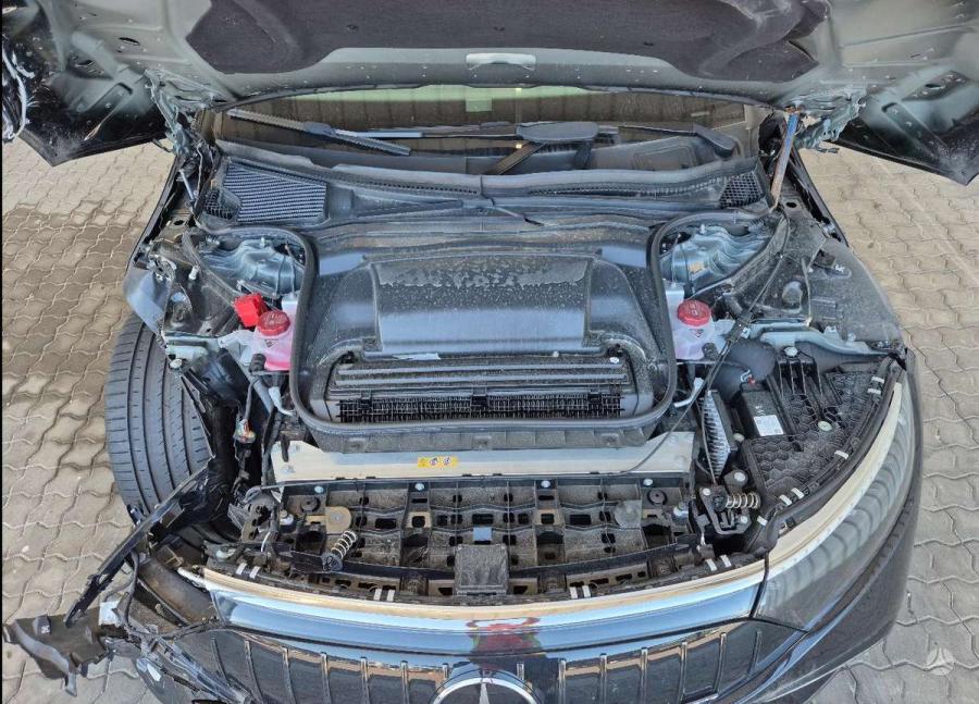 Melns Mercedes-Benz EQS 2024 Klaipėda, ar dzinēja tilpumu 0.00 L un nobraukumu 16 tūkst. km par 23300 €, foto 10 vietnē AUTOMOTO.COM.LV