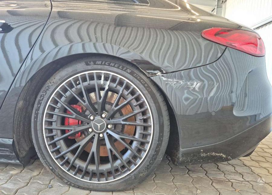 Melns Mercedes-Benz EQS 2024 Klaipėda, ar dzinēja tilpumu 0.00 L un nobraukumu 16 tūkst. km par 23300 €, foto 22 vietnē AUTOMOTO.COM.LV