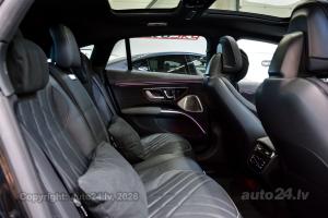 Black Mercedes-Benz EQS 2022 in Tallinn, with an engine capacity of 0.00 L and mileage of 25 thousand km for 79900 €, photo 11 on AUTOMOTO.COM.LV