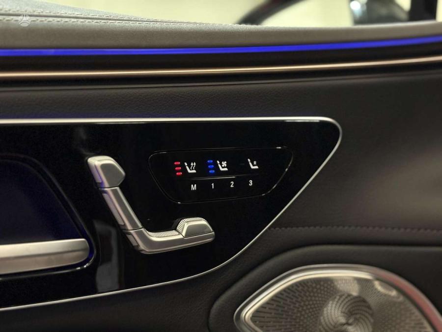 Black Mercedes-Benz EQS 2022 in Vilnius, with an engine capacity of 0.00 L and mileage of 39 thousand km for 50400 €, photo 14 on AUTOMOTO.COM.LV