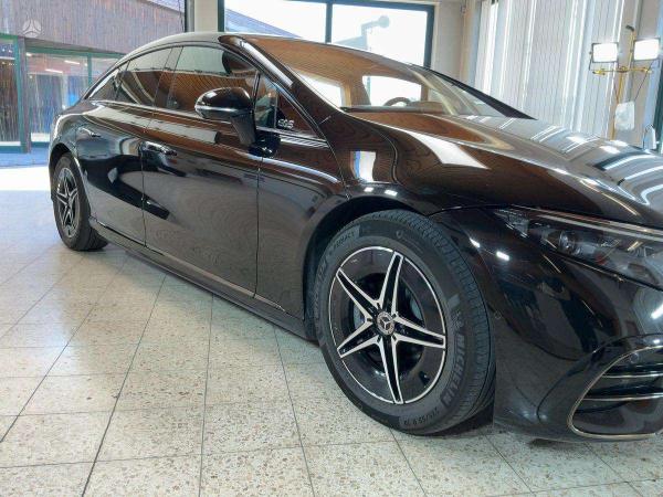 Black Mercedes-Benz EQS 2022 in Vilnius, with an engine capacity of 0.00 L and mileage of 120 thousand km for 59790 €, photo 4 on AUTOMOTO.COM.LV