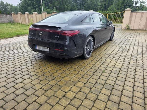 Melns Mercedes-Benz EQS 2023 Šauļi, ar dzinēja tilpumu 0.00 L un nobraukumu 31 tūkst. km par 65000 €, foto 5 vietnē AUTOMOTO.COM.LV