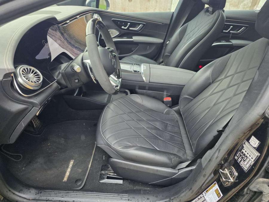 Melns Mercedes-Benz EQS 2023 Šauļi, ar dzinēja tilpumu 0.00 L un nobraukumu 31 tūkst. km par 65000 €, foto 10 vietnē AUTOMOTO.COM.LV