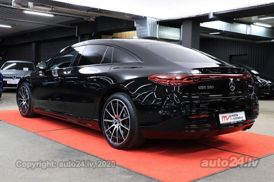 Melns Mercedes-Benz EQS 2023 Tallina, ar dzinēja tilpumu 0.00 L un nobraukumu 31 tūkst. km par 77995 €, foto 5 vietnē AUTOMOTO.COM.LV