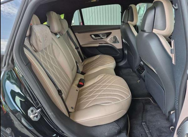 Zaļš Mercedes-Benz EQS 2025 Klaipėda, ar dzinēja tilpumu 0.00 L un nobraukumu 24 tūkst. km par 26750 €, foto 6 vietnē AUTOMOTO.COM.LV