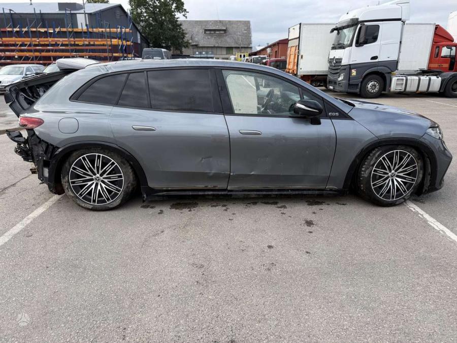 Pelēks Mercedes-Benz EQS 2023 Kauņa, ar dzinēja tilpumu 0.00 L un nobraukumu 0 tūkst. km par 15500 €, foto 7 vietnē AUTOMOTO.COM.LV