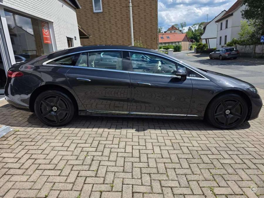 Grey Mercedes-Benz EQS 2022 in Kaunas, with an engine capacity of 0.00 L and mileage of 193 thousand km for 36900 €, photo 6 on AUTOMOTO.COM.LV