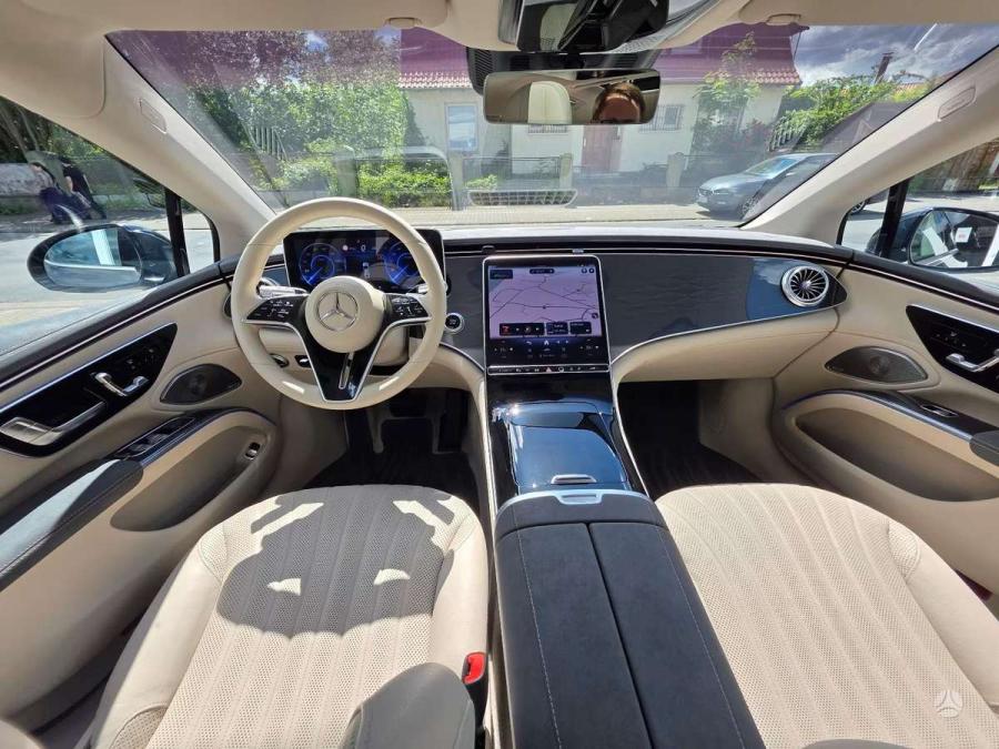 Grey Mercedes-Benz EQS 2022 in Kaunas, with an engine capacity of 0.00 L and mileage of 193 thousand km for 36900 €, photo 19 on AUTOMOTO.COM.LV