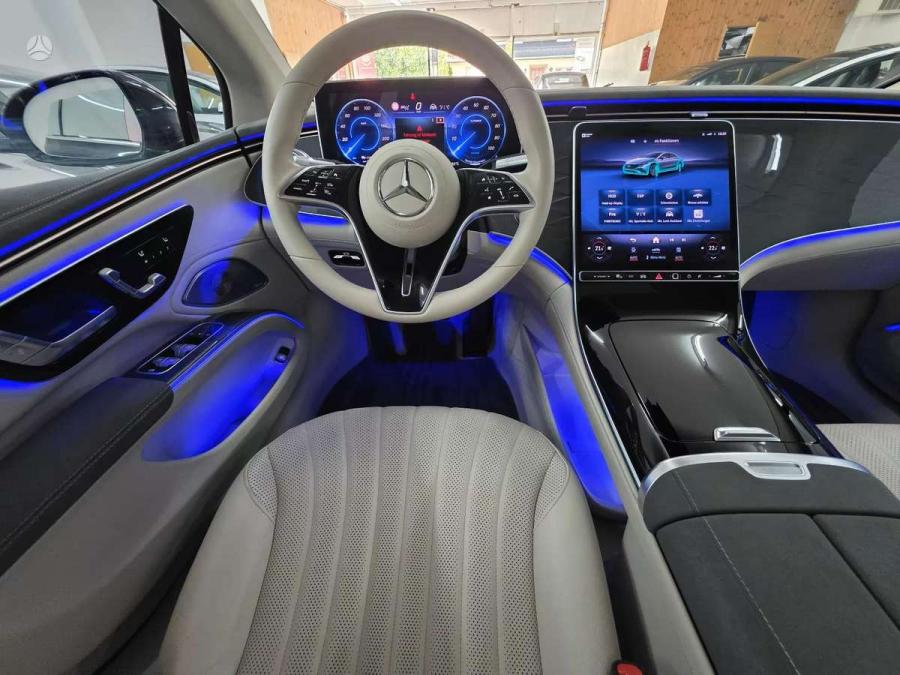 Grey Mercedes-Benz EQS 2022 in Kaunas, with an engine capacity of 0.00 L and mileage of 193 thousand km for 36900 €, photo 20 on AUTOMOTO.COM.LV