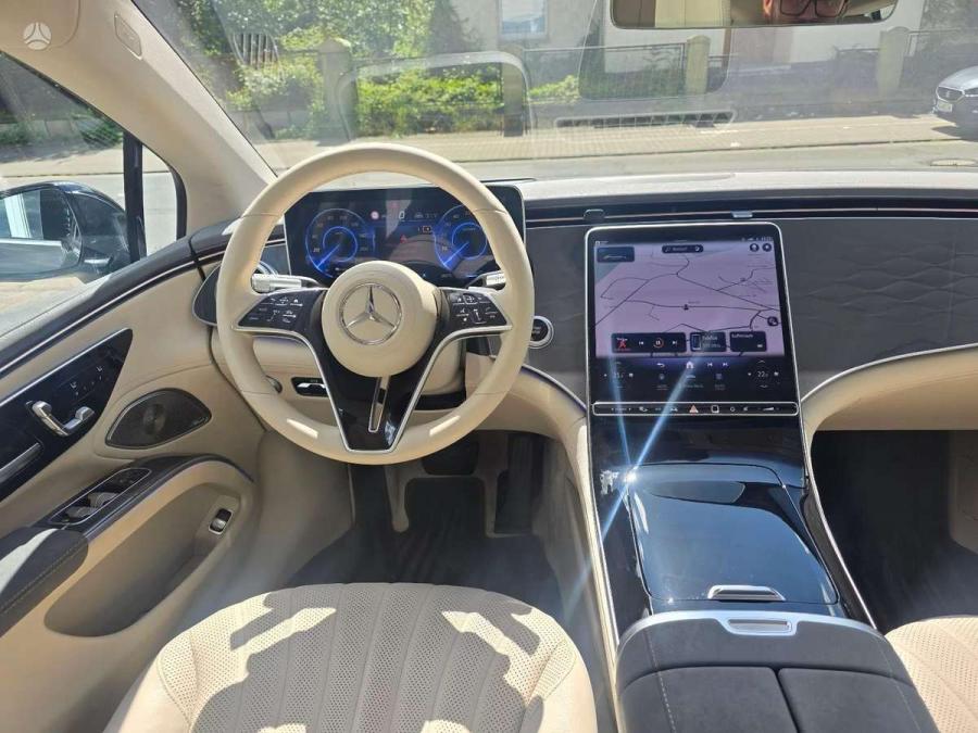 Grey Mercedes-Benz EQS 2022 in Kaunas, with an engine capacity of 0.00 L and mileage of 193 thousand km for 36900 €, photo 21 on AUTOMOTO.COM.LV