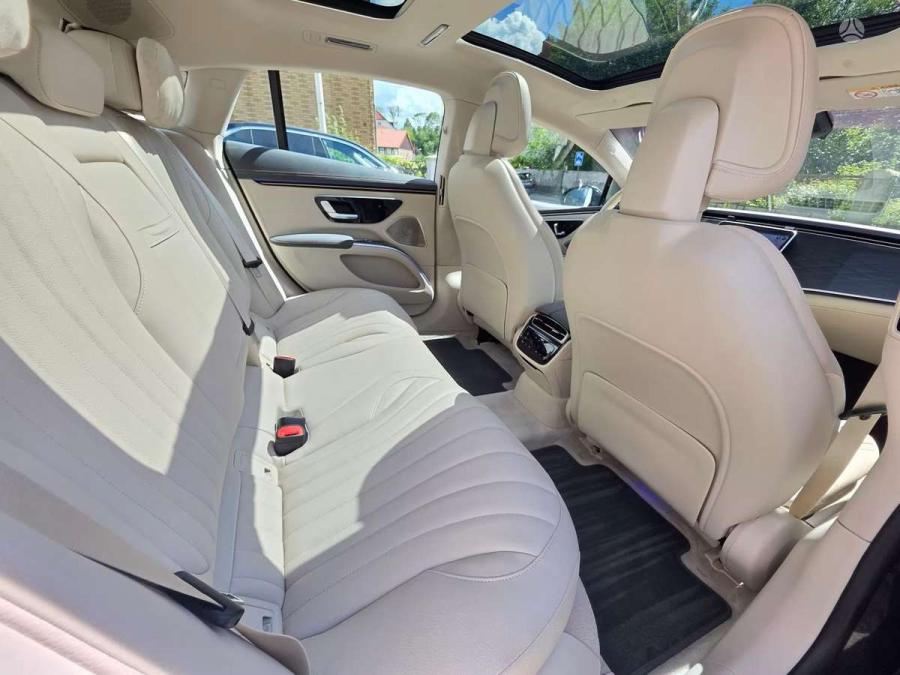 Grey Mercedes-Benz EQS 2022 in Kaunas, with an engine capacity of 0.00 L and mileage of 193 thousand km for 36900 €, photo 30 on AUTOMOTO.COM.LV