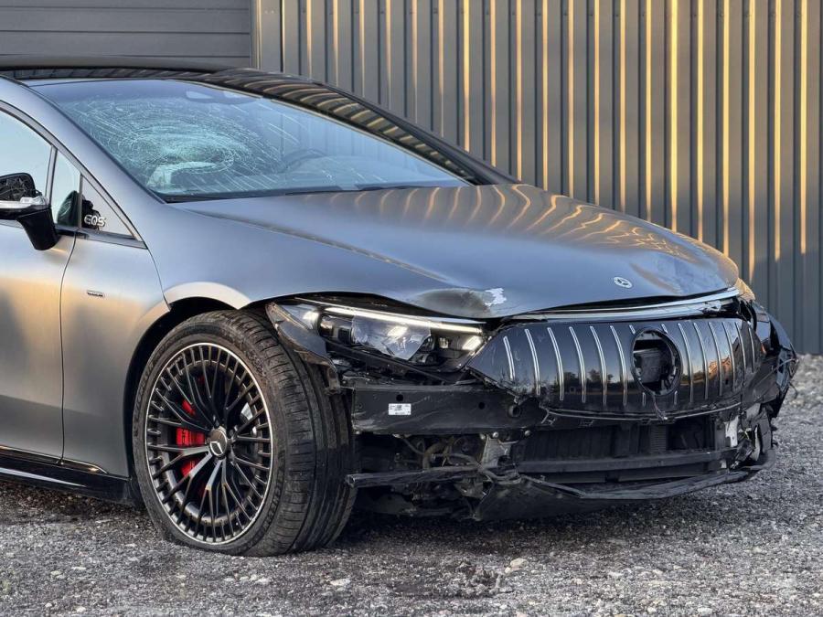 Grey Mercedes-Benz EQS 2023 in Kaunas, with an engine capacity of 0.00 L and mileage of 58 thousand km for 60500 €, photo 6 on AUTOMOTO.COM.LV