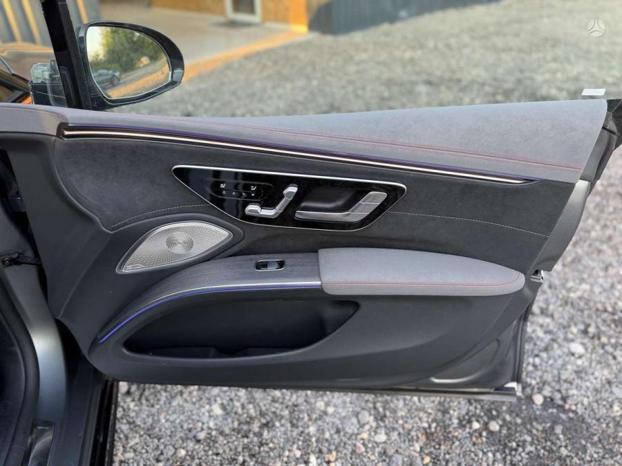 Grey Mercedes-Benz EQS 2023 in Kaunas, with an engine capacity of 0.00 L and mileage of 58 thousand km for 60500 €, photo 17 on AUTOMOTO.COM.LV