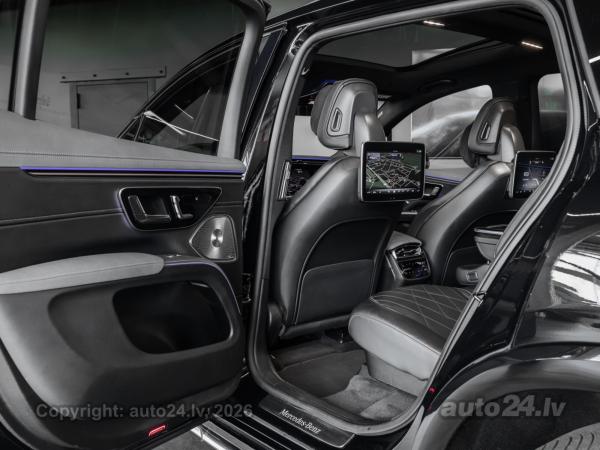 Черный Мерседес EQS SUV 2022 в Таллин, объемом двигателя 0.00 л и пробегом 71 тыс. км за 84900 €, фото 10 на AUTOMOTO.COM.LV