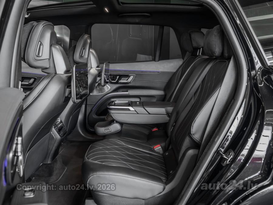 Черный Мерседес EQS SUV 2022 в Таллин, объемом двигателя 0.00 л и пробегом 71 тыс. км за 84900 €, фото 11 на AUTOMOTO.COM.LV