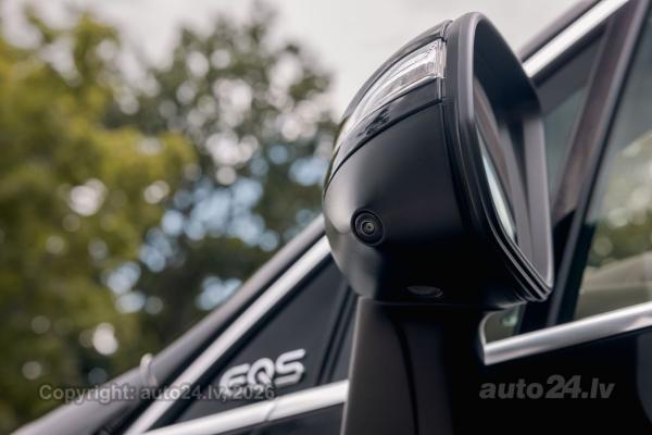Черный Мерседес EQS SUV 2024 в Таллин, объемом двигателя 0.00 л и пробегом 49 тыс. км за 99499 €, фото 10 на AUTOMOTO.COM.LV