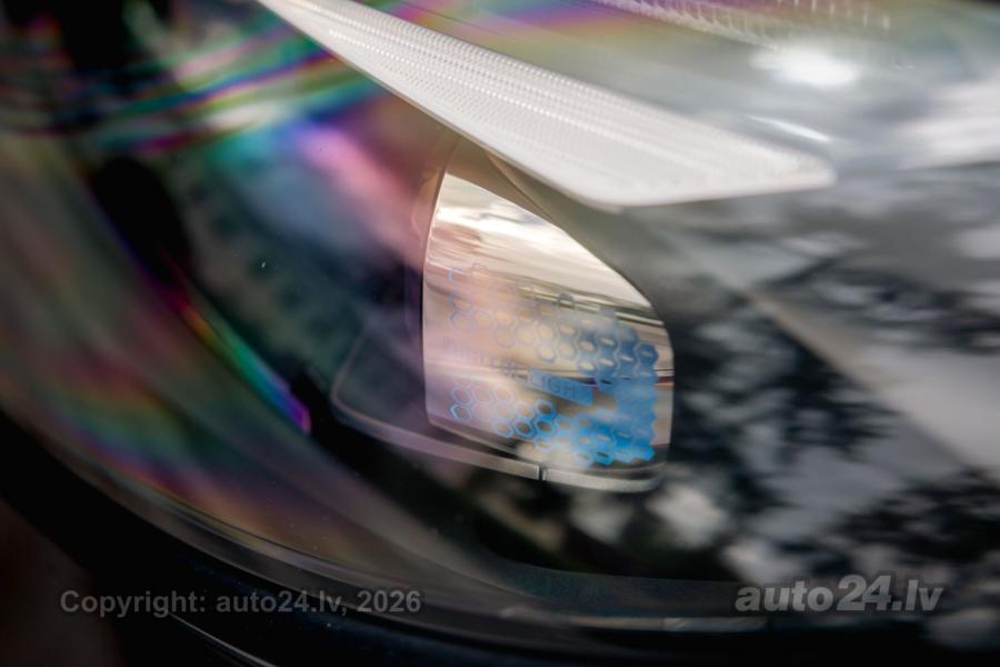 Черный Мерседес EQS SUV 2024 в Таллин, объемом двигателя 0.00 л и пробегом 49 тыс. км за 99499 €, фото 12 на AUTOMOTO.COM.LV