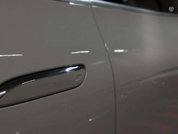 White Mercedes-Benz EQS 2023 in Vilnius, with an engine capacity of 0.00 L and mileage of 86 thousand km for 64990 €, photo 10 on AUTOMOTO.COM.LV