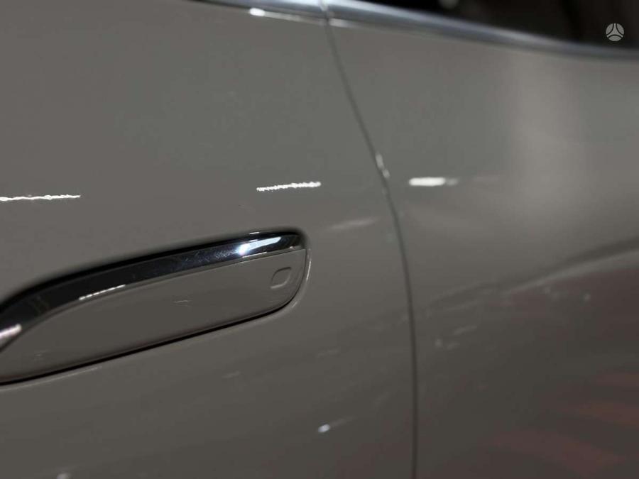 White Mercedes-Benz EQS 2023 in Vilnius, with an engine capacity of 0.00 L and mileage of 86 thousand km for 64990 €, photo 11 on AUTOMOTO.COM.LV