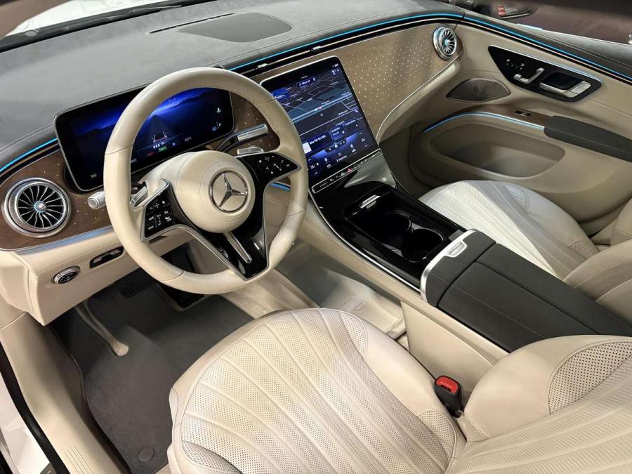 White Mercedes-Benz EQS 2023 in Vilnius, with an engine capacity of 0.00 L and mileage of 86 thousand km for 64990 €, photo 12 on AUTOMOTO.COM.LV