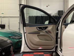 White Mercedes-Benz EQS 2023 in Vilnius, with an engine capacity of 0.00 L and mileage of 86 thousand km for 64990 €, photo 13 on AUTOMOTO.COM.LV