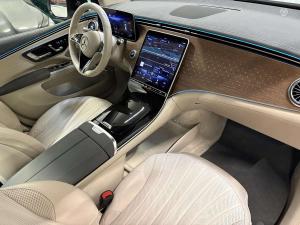 White Mercedes-Benz EQS 2023 in Vilnius, with an engine capacity of 0.00 L and mileage of 86 thousand km for 64990 €, photo 18 on AUTOMOTO.COM.LV