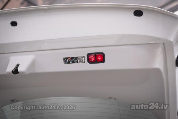 Mercedes-Benz EQS 2022 in Tartu on AUTOMOTO.COM.LV White Mercedes-Benz EQS 2022 in Tartu, with an engine capacity of 0.00 L and mileage of 63 thousand km for 84400 €, photo 7 on AUTOMOTO.COM.LV