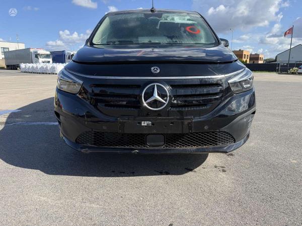 Melns Mercedes-Benz EQT 2023 Kauņa, ar dzinēja tilpumu 0.00 L un nobraukumu 0 tūkst. km par 12100 €, foto 2 vietnē AUTOMOTO.COM.LV