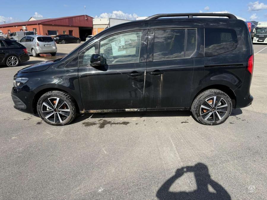 Melns Mercedes-Benz EQT 2023 Kauņa, ar dzinēja tilpumu 0.00 L un nobraukumu 0 tūkst. km par 12100 €, foto 13 vietnē AUTOMOTO.COM.LV