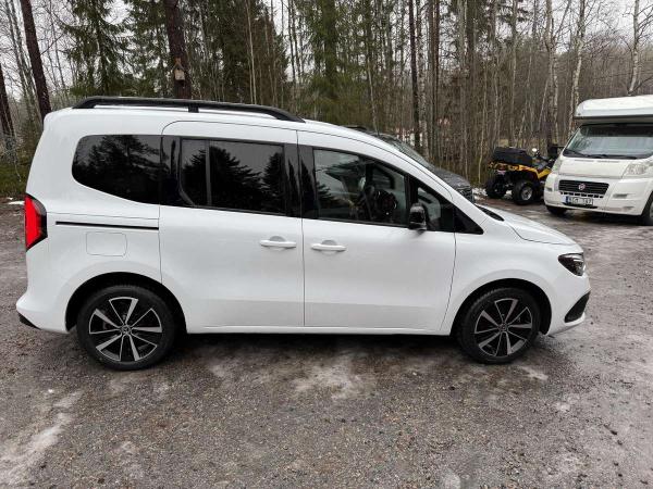 Balts Mercedes-Benz EQT 2024 Šauļi, ar dzinēja tilpumu 0.00 L un nobraukumu 4 tūkst. km par 23000 €, foto 4 vietnē AUTOMOTO.COM.LV