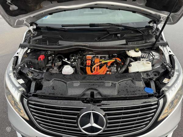 Grey Mercedes-Benz EQV 2023 in Kaunas, with an engine capacity of 0.00 L and mileage of 0 thousand km for 12700 €, photo 5 on AUTOMOTO.COM.LV
